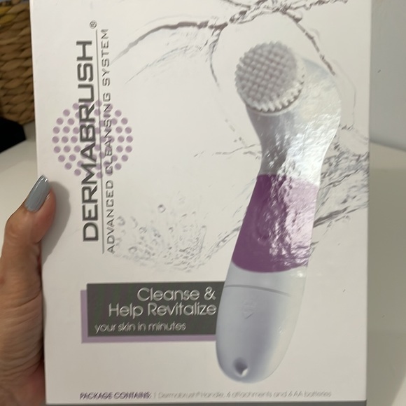 DERMABRUSH | Makeup | Dermabrush Advanced Cleansing System New Unused ...